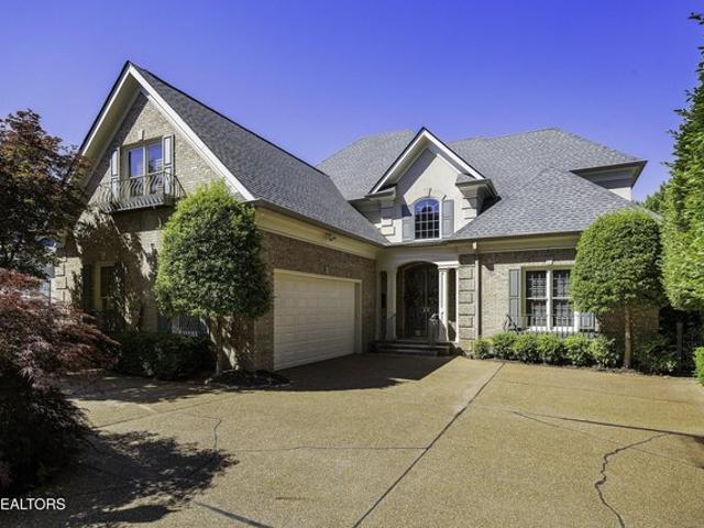 409 Lyons Head Dr, Knoxville, TN 37919