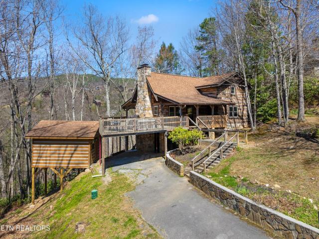 409 Matterhorn Dr, Gatlinburg, TN 37738 | MLS #1334 | Compass