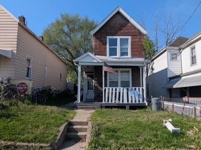 409 Maple St, Elmwood Place, OH 45216