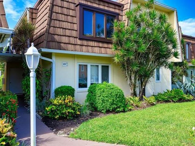 409 Meadowlark Ln #409B, Naples, FL 34105