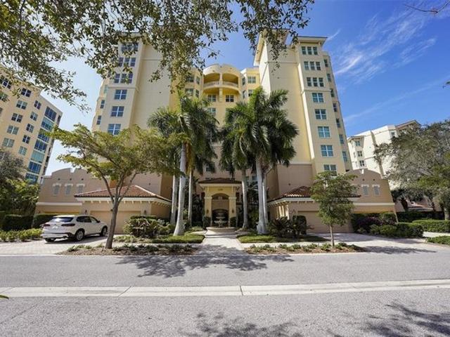 409 N Point Rd Apt 902, Osprey, FL 34229