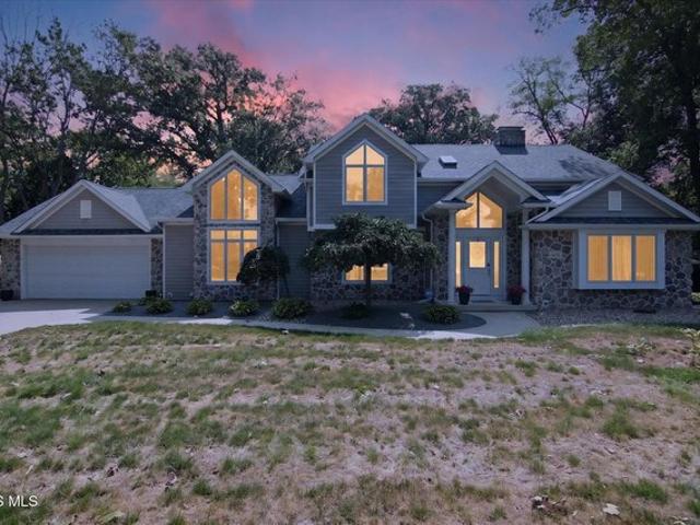 409 Newdale Dr, Bryan, OH 43506