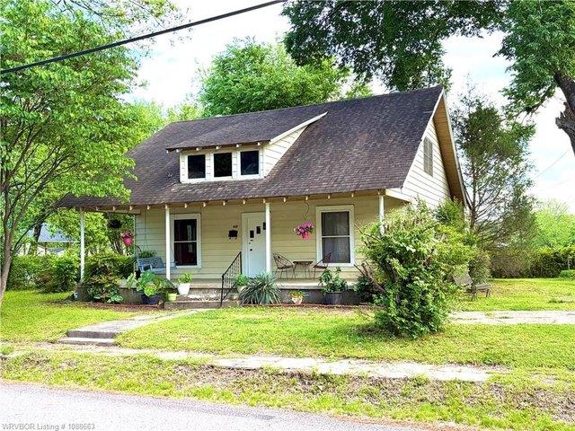 409 NW 1st St, Atkins, AR 72823