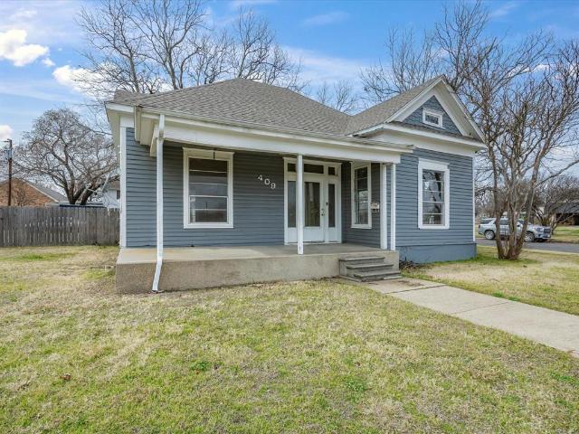 409 NW Main, Ennis, TX 75119 | MLS #21184 | Compass