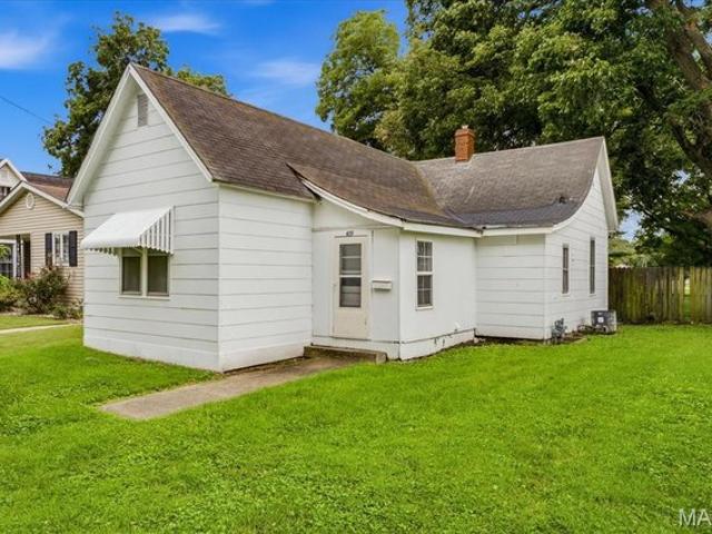 409 S Washington St, Trenton, IL 62293