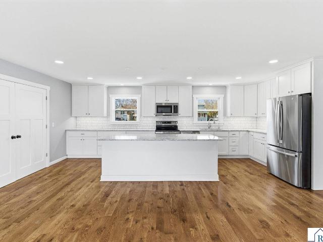 409 SE 4th Avenue