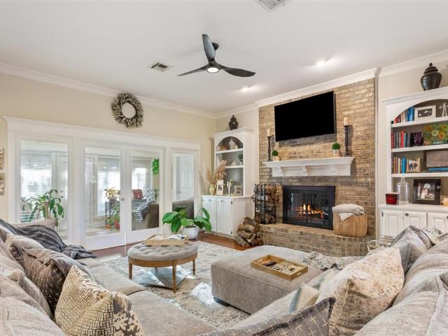 409 Shadow Mountain Drive