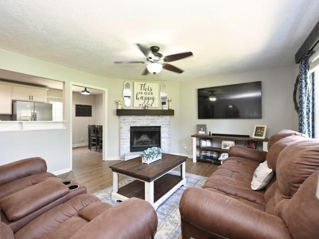 409 Sunnybrook Dr