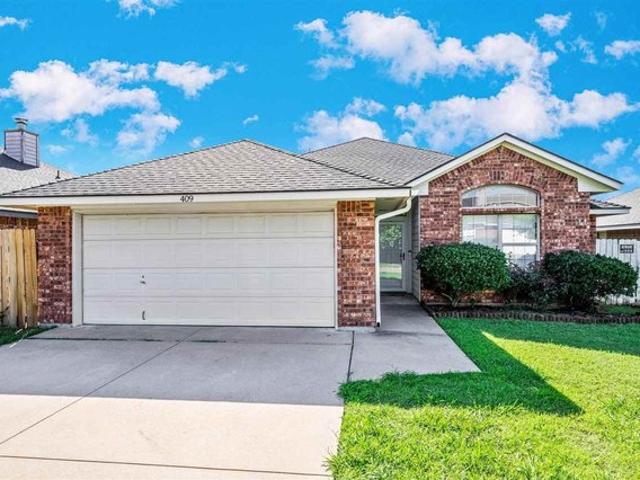 409 SW 80th St, Lawton, OK 73505