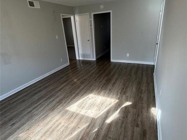 409 Sykes Avenue #A