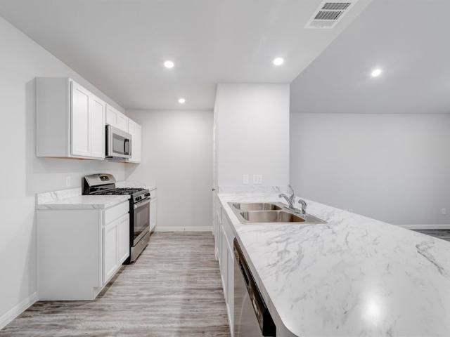 409 Poplar Court
