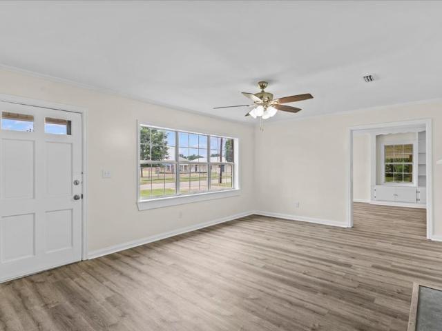 409 Peachtree St