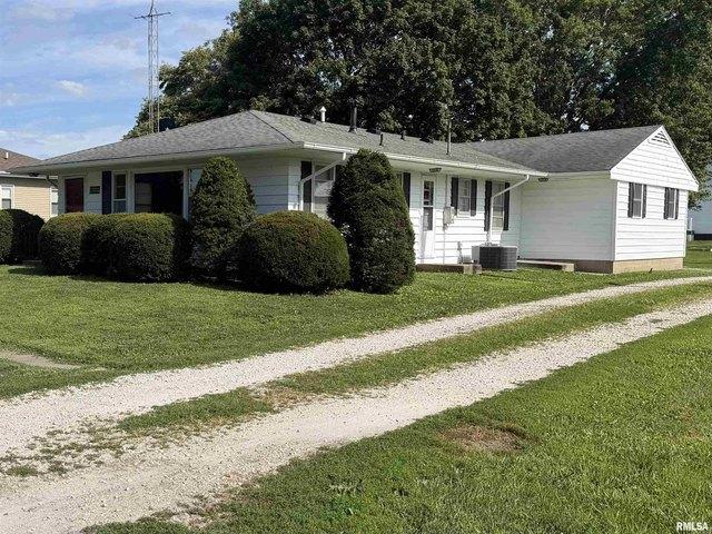 409 Prairie St, Adair, IL 61411