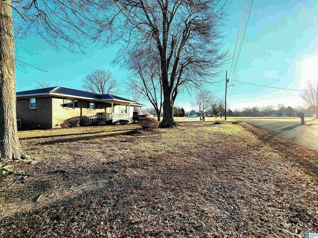 409 Rains Ave, Gadsden, AL 35905