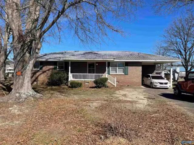 409 RAINS AVE, GLENCOE, AL 35905 Single Family Residence For S.