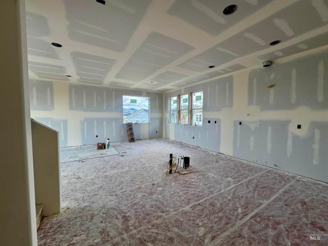409 Ryan Ln
