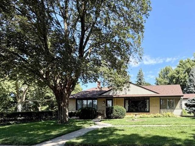 409 W 7th St, Alta, IA 51002