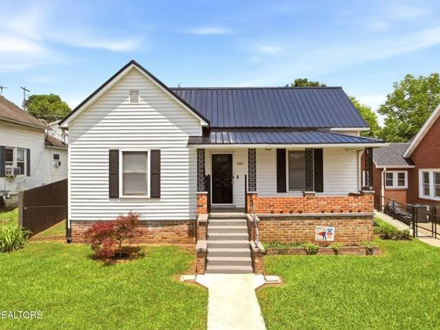 409 W 1st Ave, Lenoir City, TN 37771