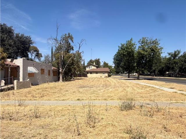 409 W 25th Street