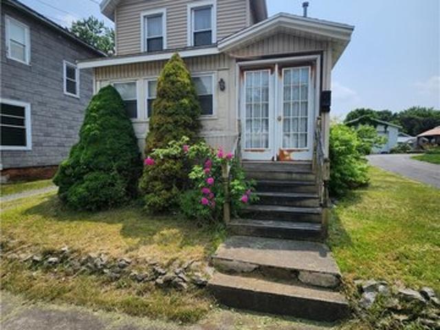 409 W Main St, Waterloo, NY 13165