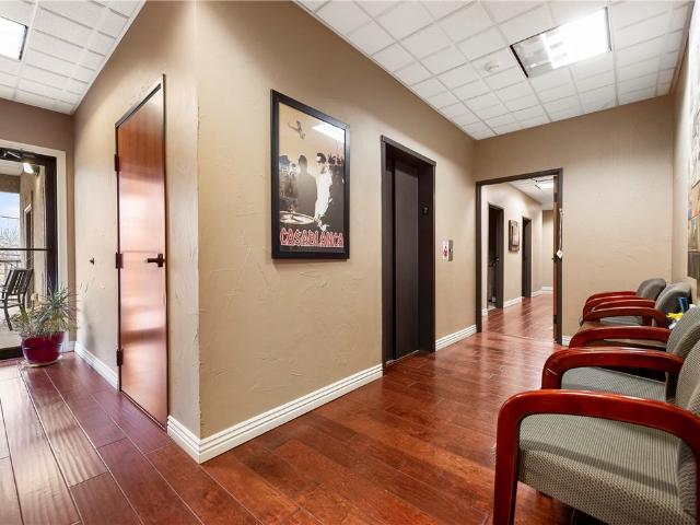 409 W Poplar Street 208