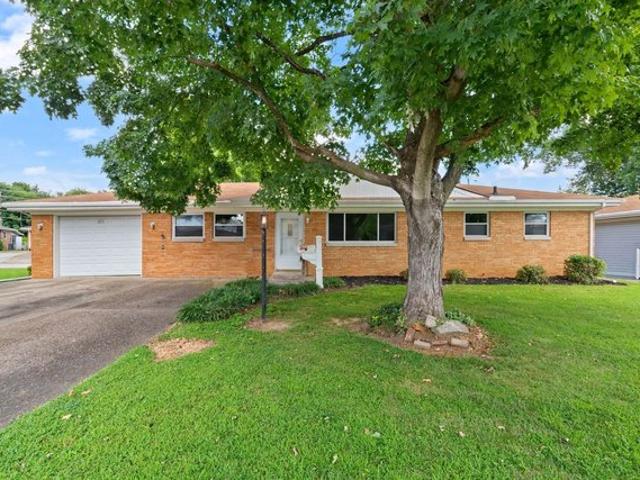409 Wedgewood Dr, New Albany, IN 47150