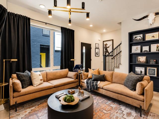 409 West Trinity Lane