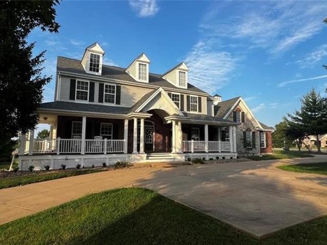 409 Westridge Dr, Troy, MO 63379
