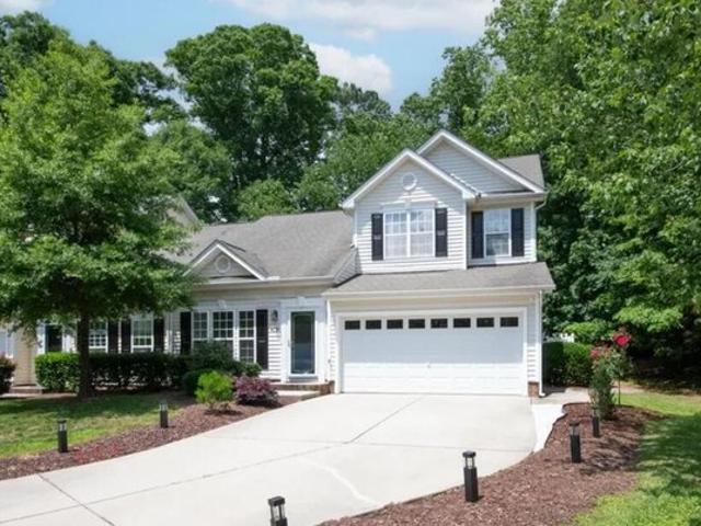 409 Tresa Brook Ct, Cary, NC 27519
