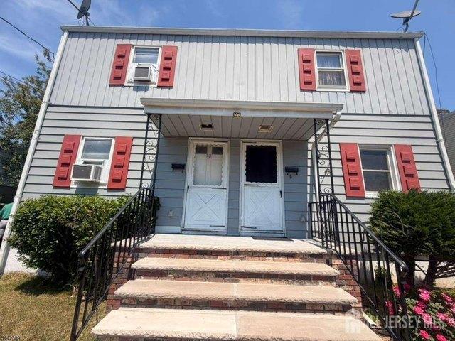 40 42 Moffett St, Woodbridge, NJ 08863