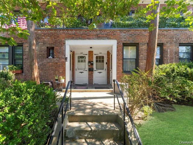 40 01 Little Neck Parkway, Unit 11B | Compass