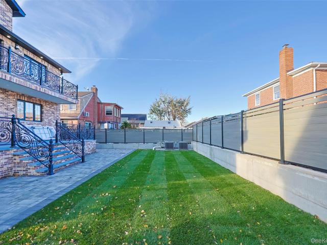 40 11 nd Street | Compass