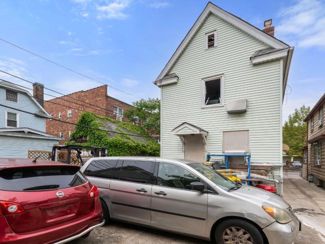 40 19 59th Street