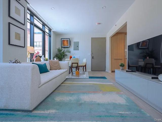 40 22 61st Street, Unit 5E