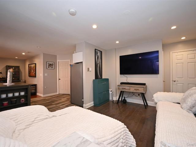 40 27 th Street