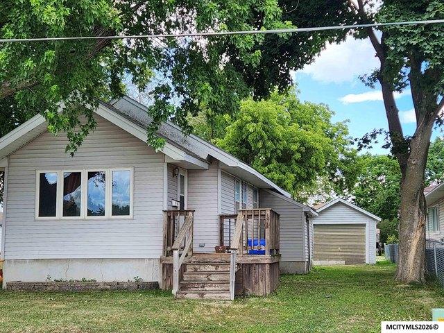 40 27th St SW, Mason City, IA 50401