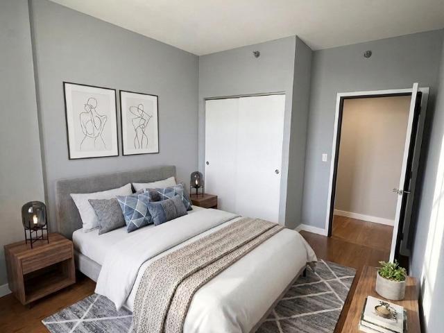 40 26 College Point Boulevard 18D