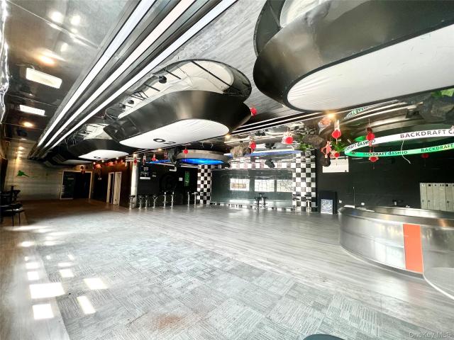 40 33 Main Street 2FL