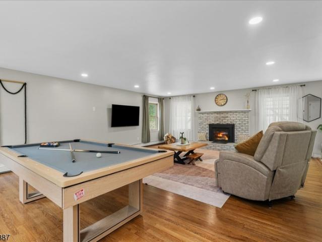 40 Tamarack Rd
