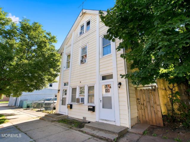 40 Throop Avenue