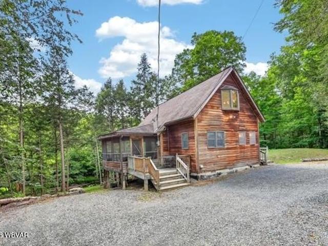 40 Trout Run Ln, Dushore, PA 18614