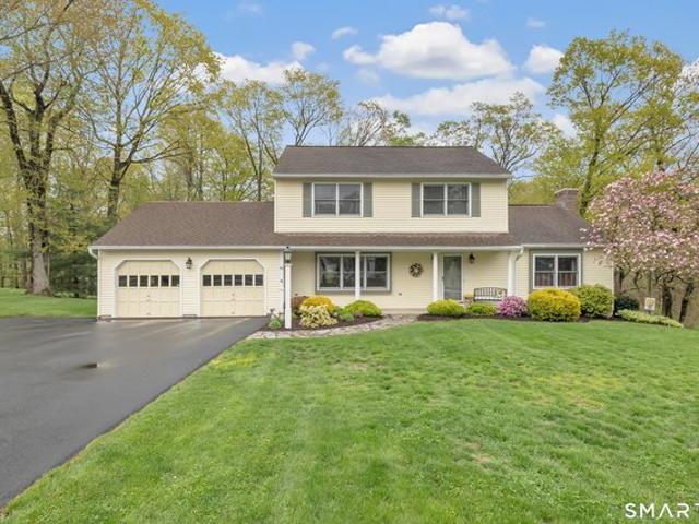 40 Twin Oak Farm Rd, Wallingford, CT 06492