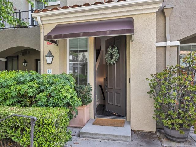 40 Vía Cordoba, Rancho Santa Margarita, CA 92688 | MLS #OC26077 | Compass