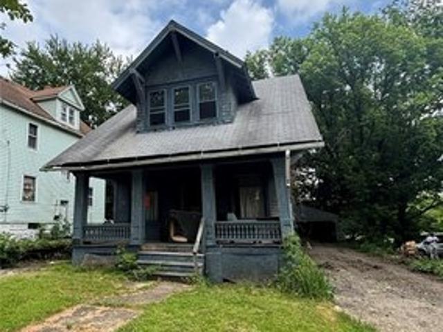 40 W Woodbine Ave, Youngstown, OH 44505