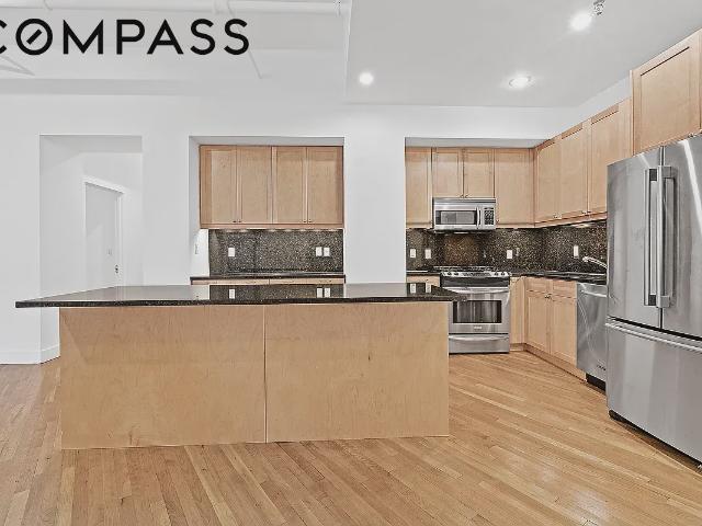 40 W 17th Street 3B
