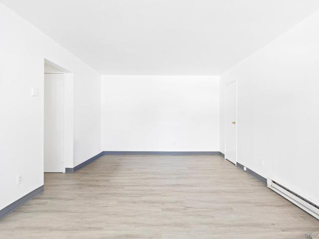 40 W 4th Street 215