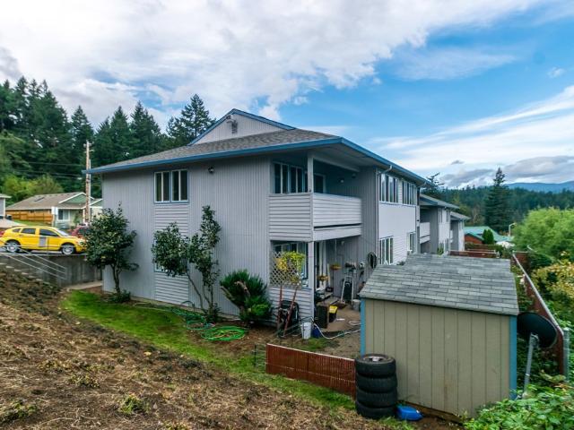 40 Wasco St, 2 beds, 1 full bath