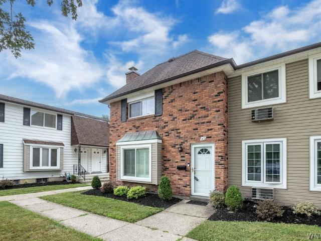 40 Wellington Court