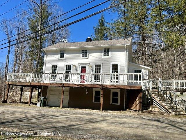 40 Whitings Pond Rd, Canaan, NY 12029