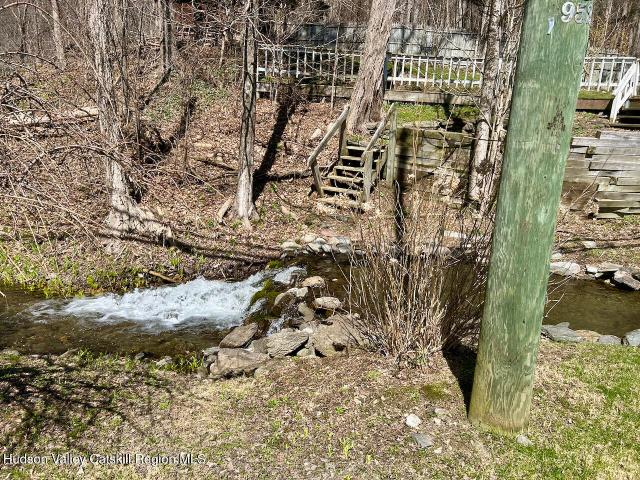 40 Whitings Pond Road